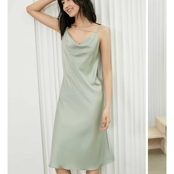 J.ING | Dresses | Nwt Jing Sage Green Midi Dress | Poshmark